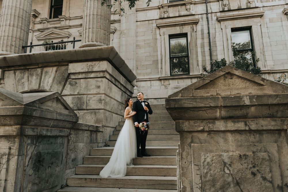 Sarah & Skyler's wedding day at Auberge Saint-Gabriel - Anne-Marie ...