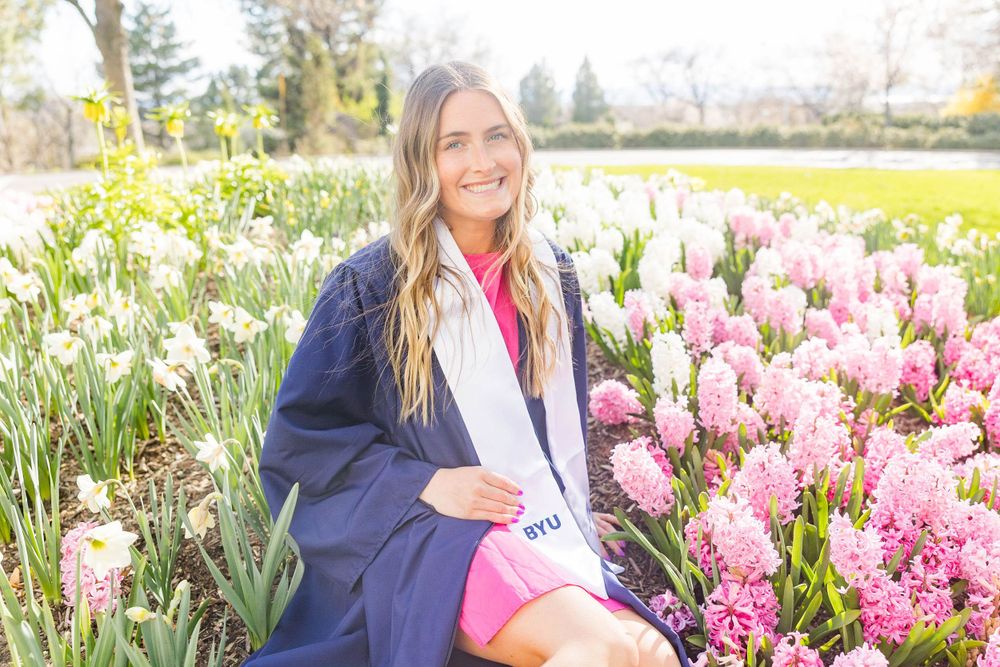 Elize BYU Grad - Rachel Okamoto Photography