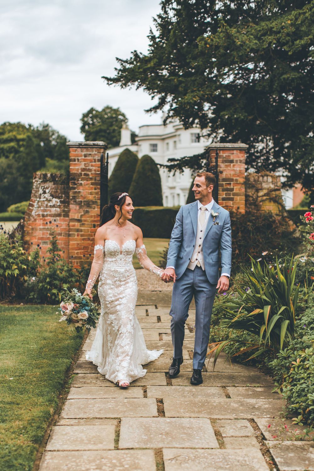 Kirsten and Lewis - Blake Hall - Shianne Mercer Photography
