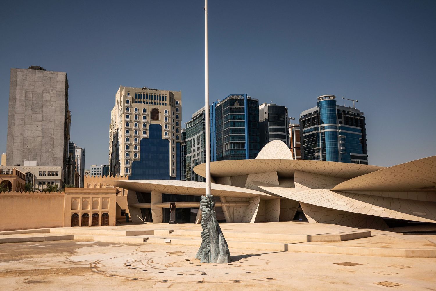 How to Spend a Layover in Doha - Thom Travels