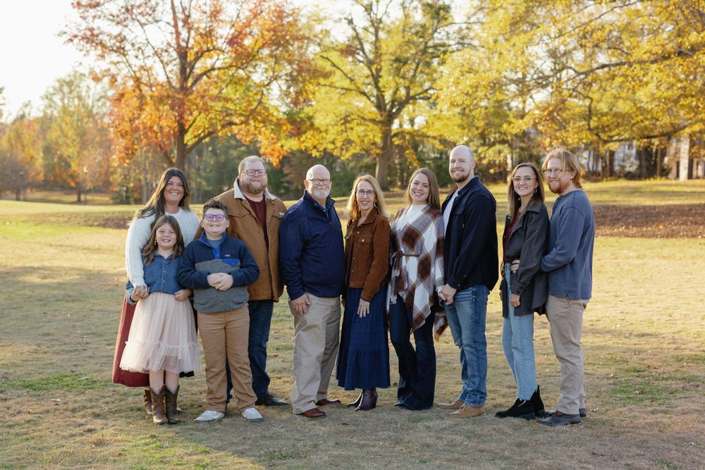Snipes | Extended Family Photoshoot at Legacy Park in Greenville ...