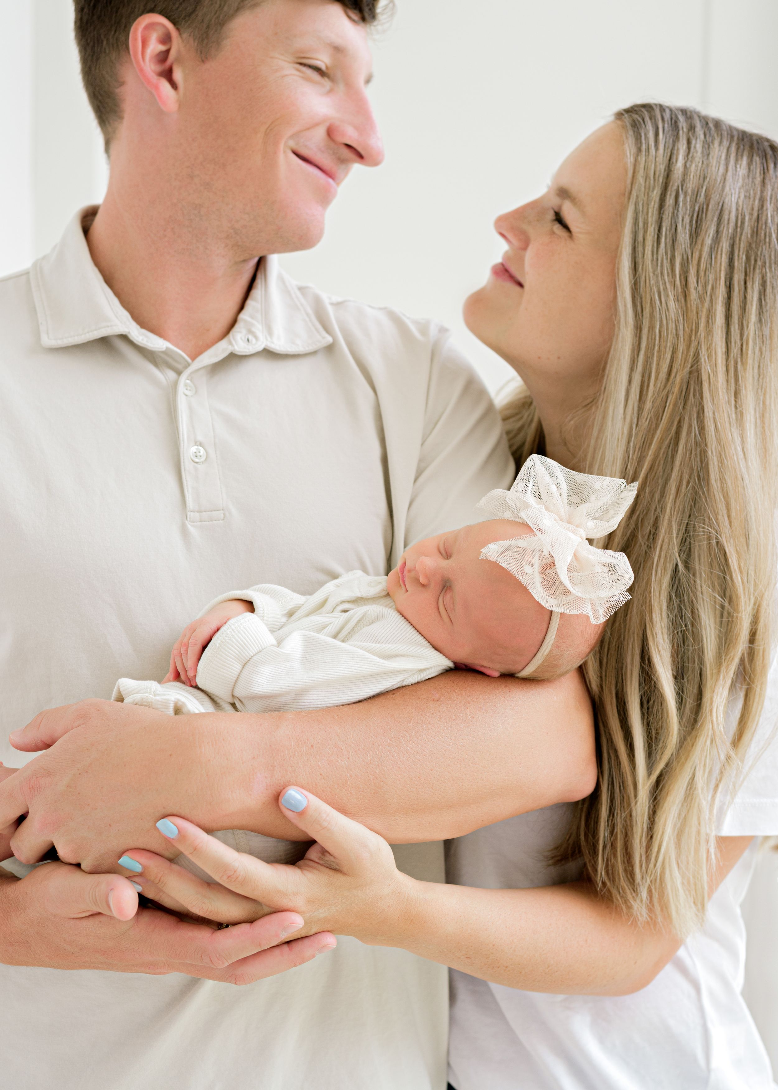 Lutzk Newborn | Sweet, Simple Newborn Session | Overland Park, KS