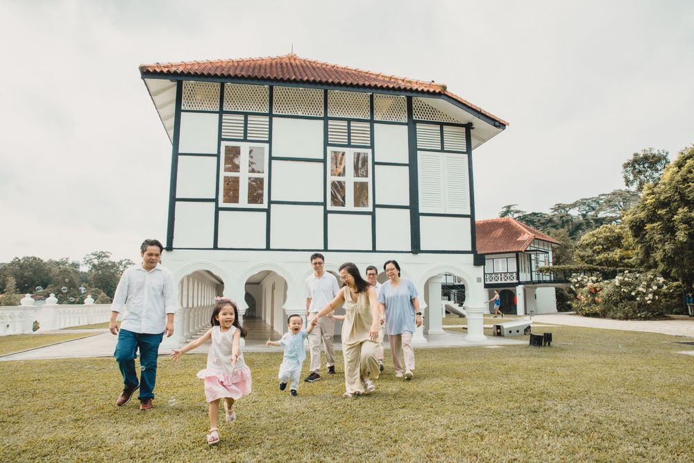 Choosing the Right Photography Studio for Stunning Family Portraits - Studio Arcus Iris