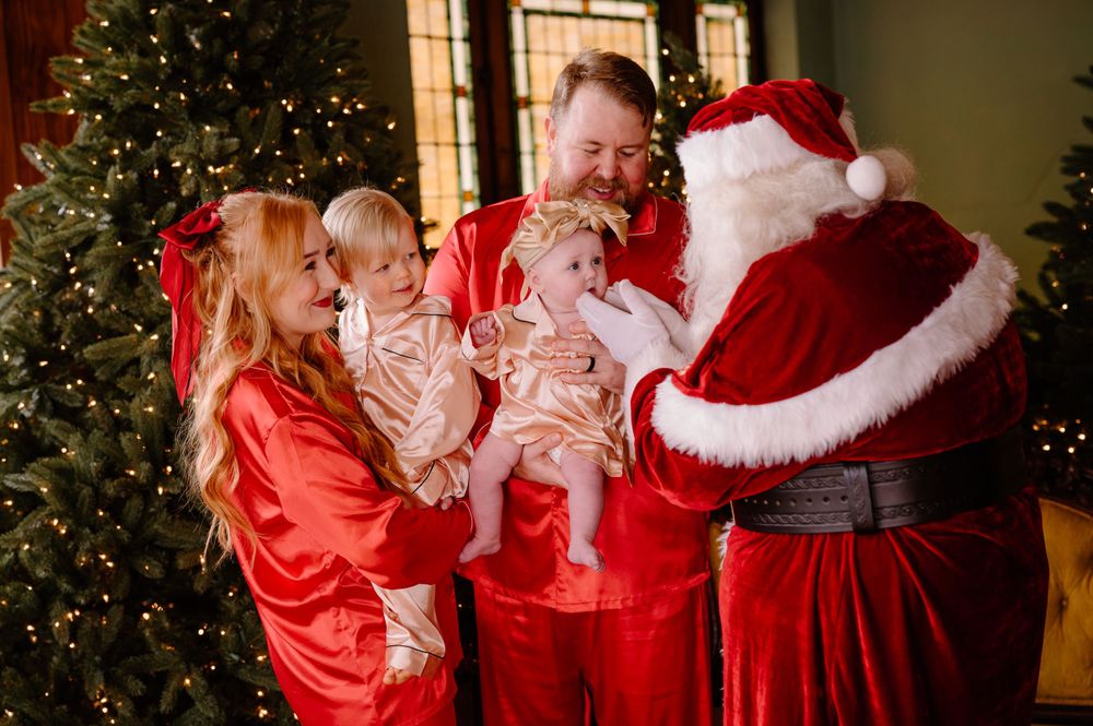 Capture the Magic with Cincinnati Christmas Mini Sessions - K Herman ...