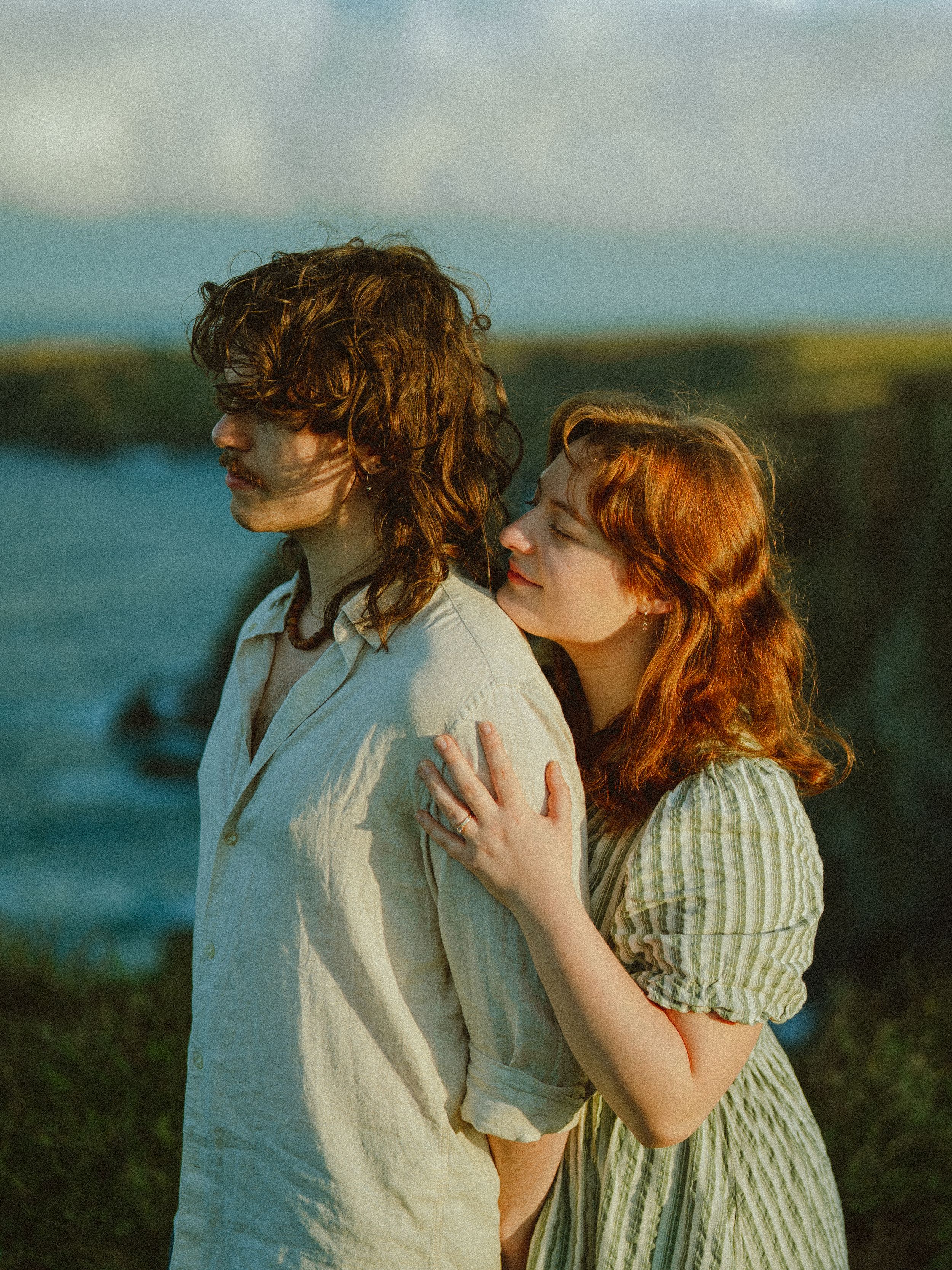 Cornish Couples Photoshoot - Sunrise at Bethruthan - Wild Hour ...