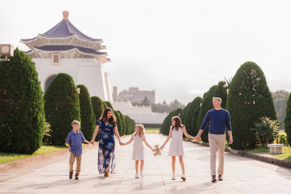 Geary Family | Family Photo Session | Chiang Kai Shek Memorial Hall ...