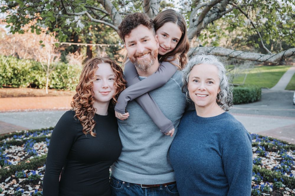 Holiday Mini Sessions Bay Area: Capture Your Family's Joy This Season