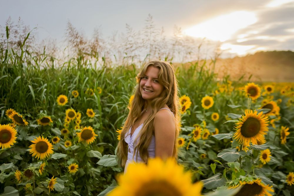 How to Prepare for Your Senior Photo Session with Pixie Posie - Pixie Posie