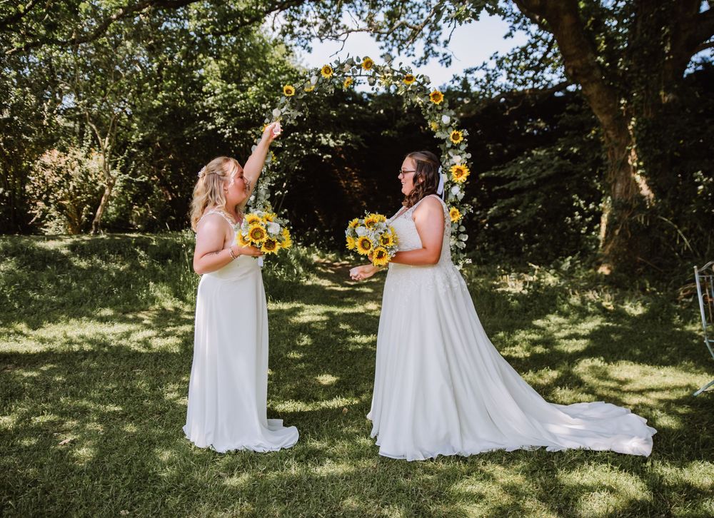 A Gaggle Wedding - Kelly Tawse Photography- Candid Dorset Wedding ...