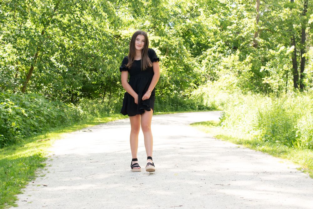 Makenna--Glenbard East High School--Class of 2025 - Katie Fina Photography