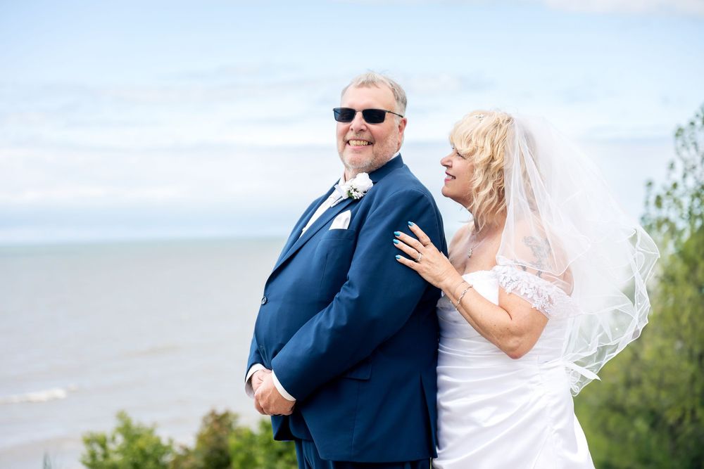 Shari & Terry Elopement - Ashtabula Elopement - LS The Photographer ...