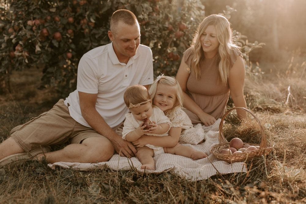 Zemaitis Family - Kat Sherman Photo