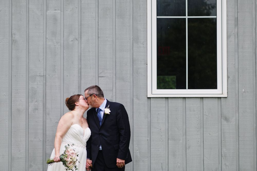 Robin & David | At the Schoolhouse Wedding - Jane R Photography
