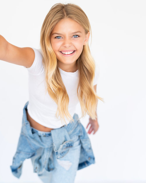 Book A Photoshoot - Sullivan Blue