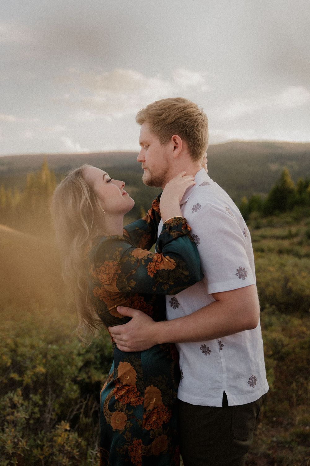 Sara & Ben's Couple Photos in Vail - Megan Hadley Photography