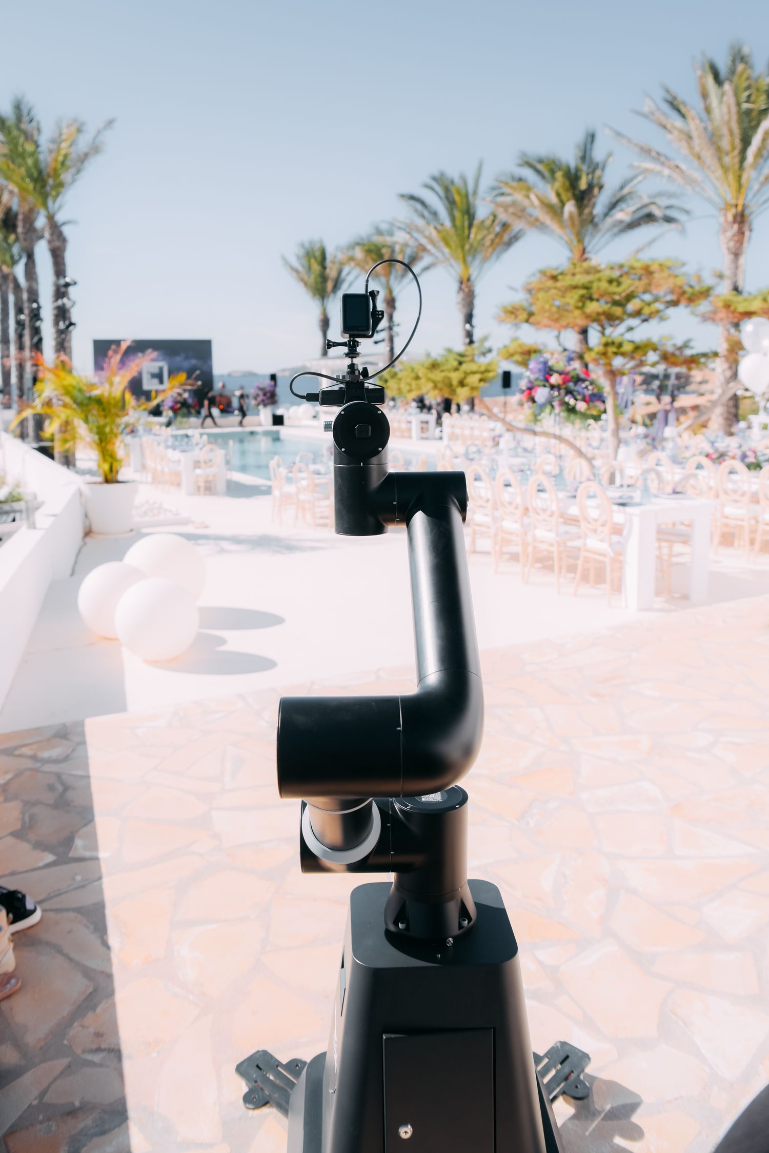 GlamBot - Dream Light Ibiza