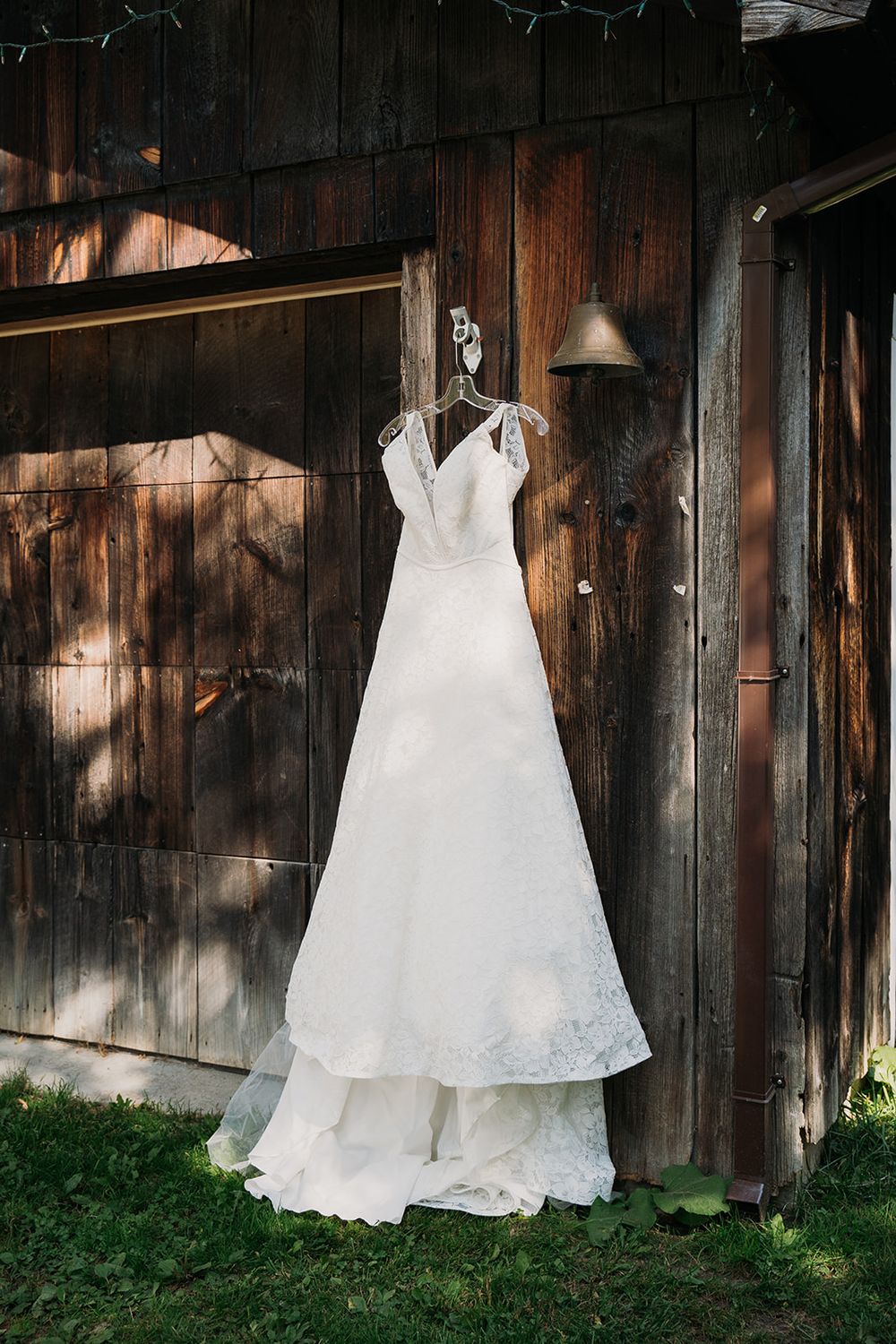 Intimate Private Residence Wedding in Pownal, VT | Molly & Brett - Sarah & Francis Wedding ...