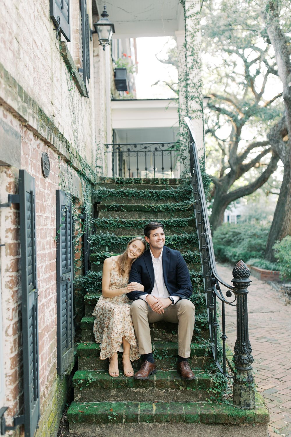 The Best Engagement Session Locations in Savannah - Savannah Wedding ...