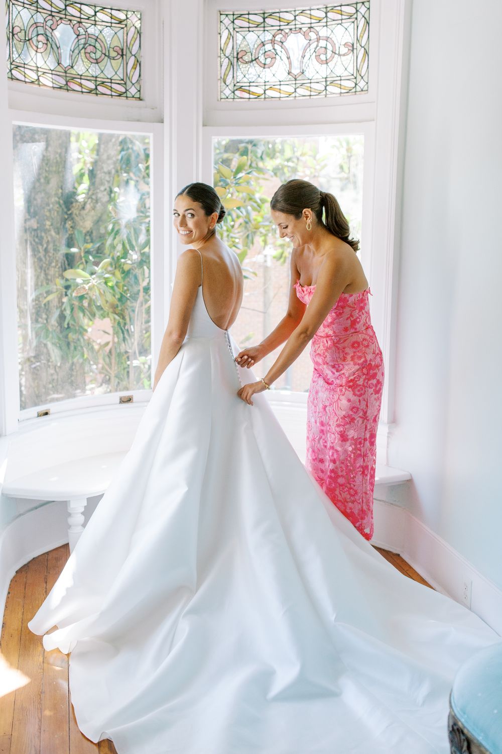 A Romantic Garden-Inspired Wedding in Savannah: Sophie & Shaw’s ...