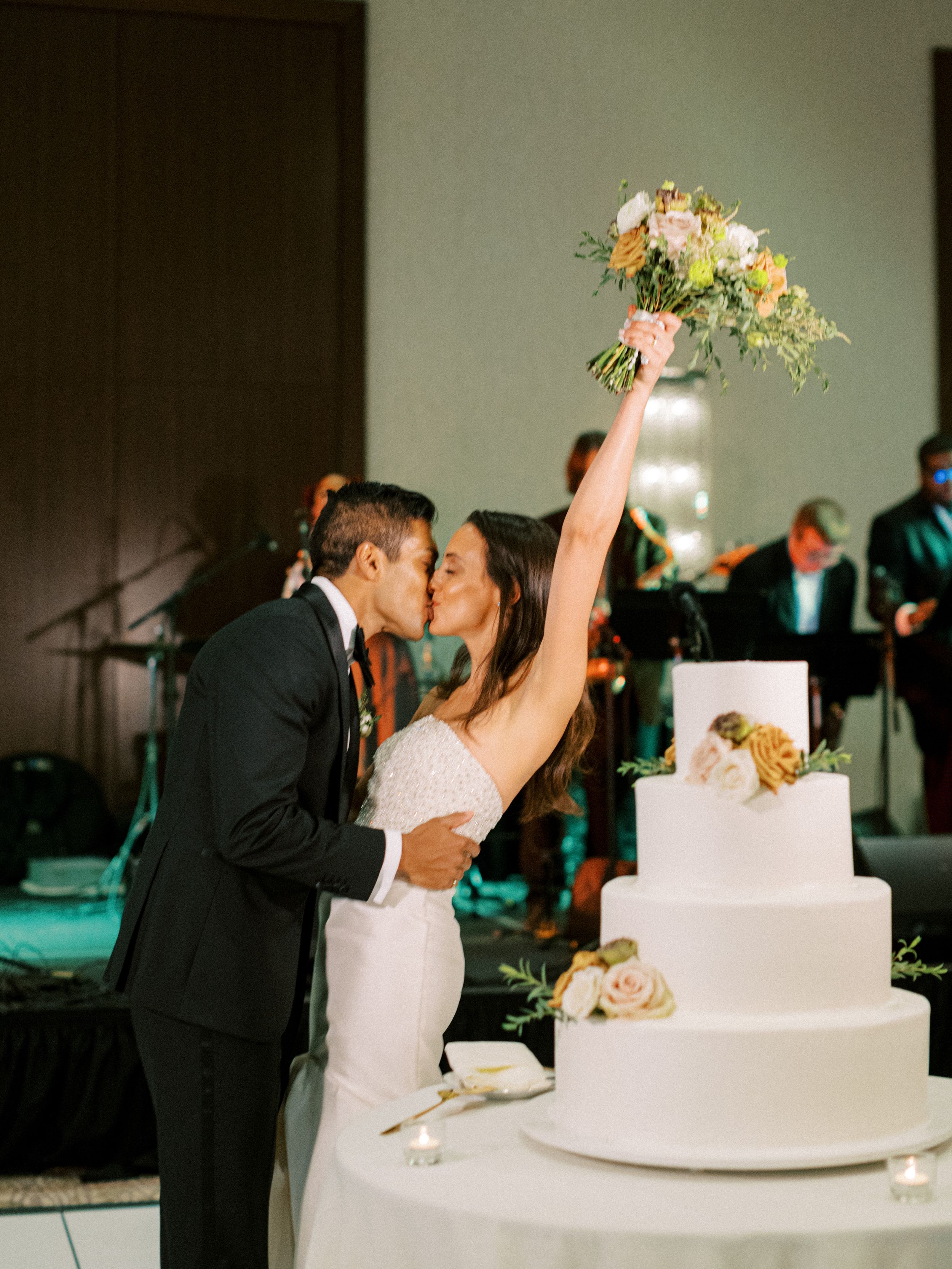 Wedding photographers Peoria Illinos Pam Cooley Photography