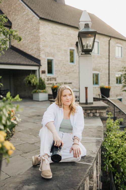 Maggie Hanson Photo | Minneapolis Portrait and Wedding Photographer