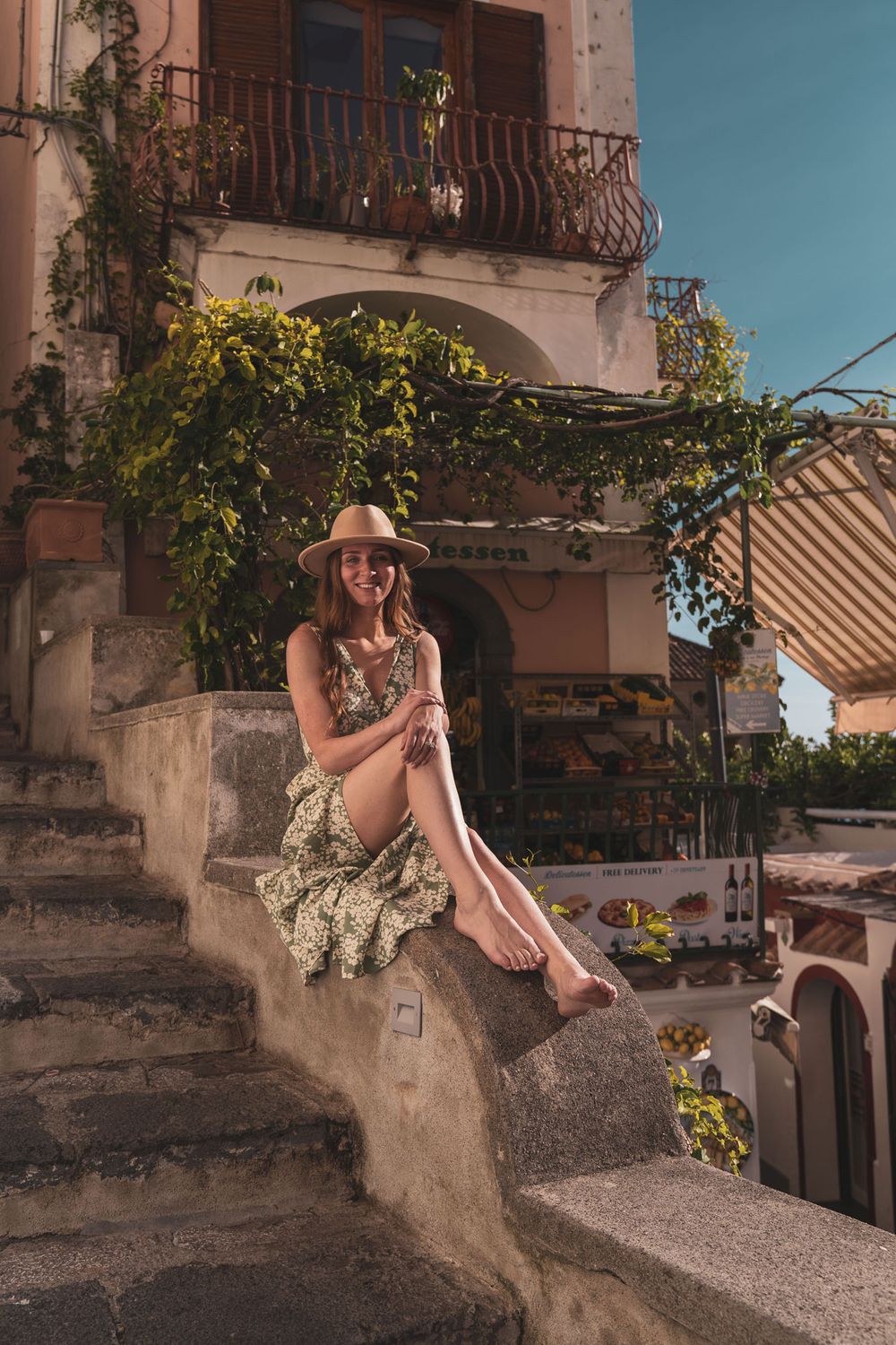 Romantic Couples Photoshoot in Amalfi Coast & Positano | Book Your ...