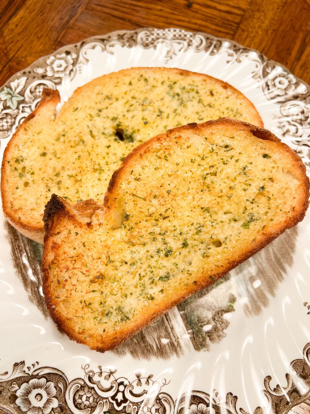 Garlic Bread Recipe - American Country Living