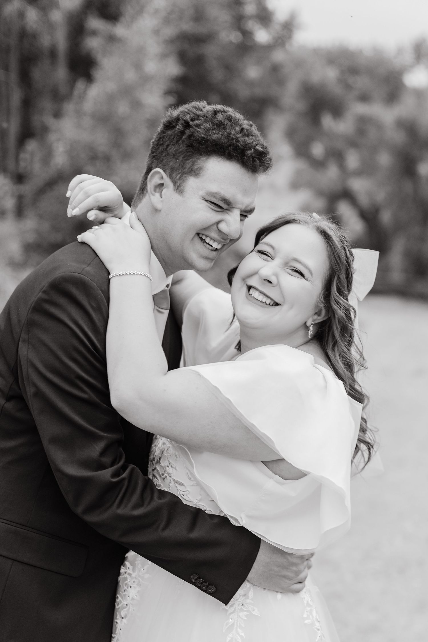 Rexburg, Idaho Bridal Photos at the Cress Creek Nature Trail - Allie ...