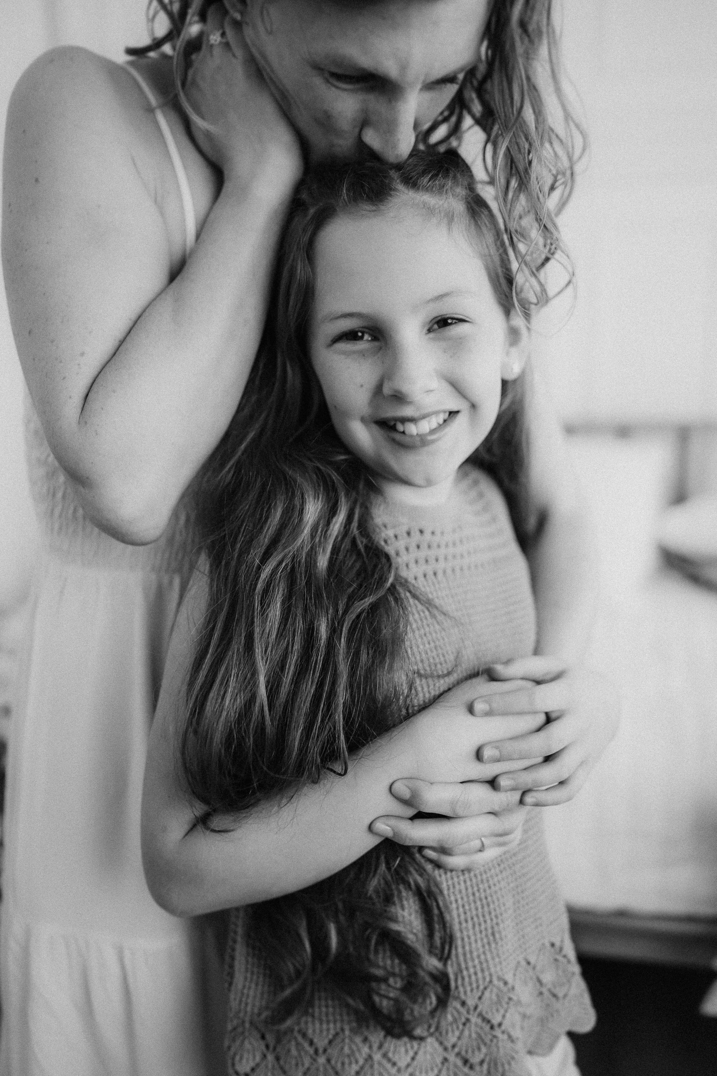 Nora | 2025 Motherhood Mini - Katiebee Photography