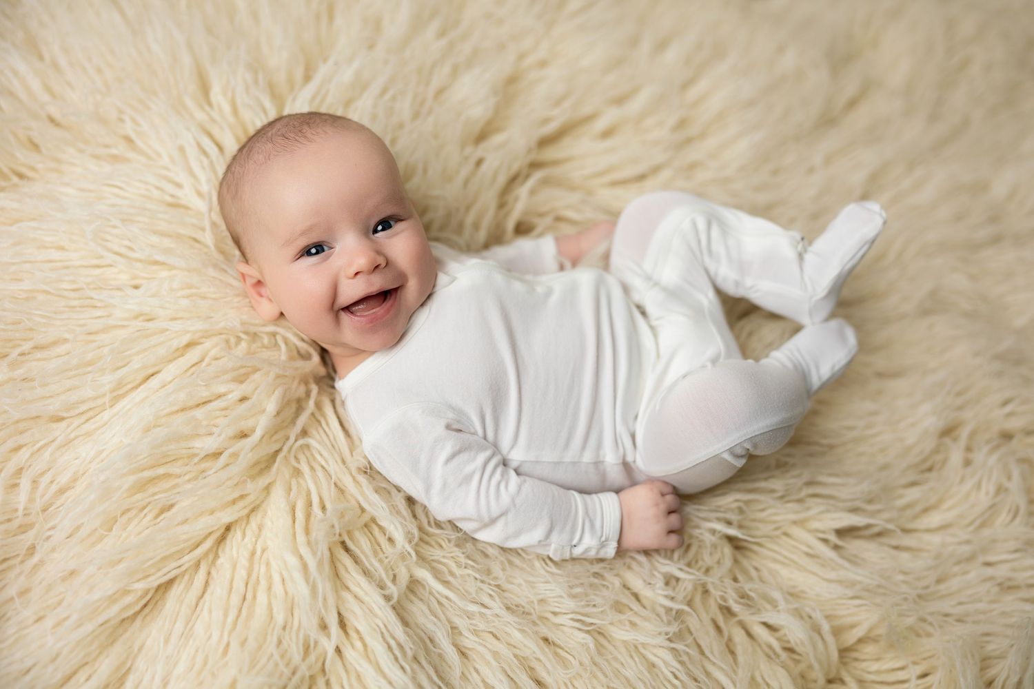 Milestone Baby Photography Brantford | 3–12 Month Sessions - Images by ...
