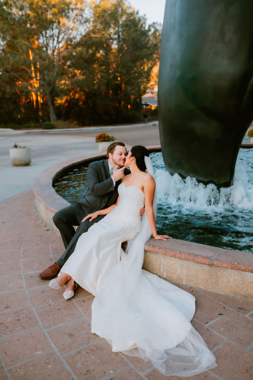 Wedding & Elopement Photographer - Danielle Dong Photography