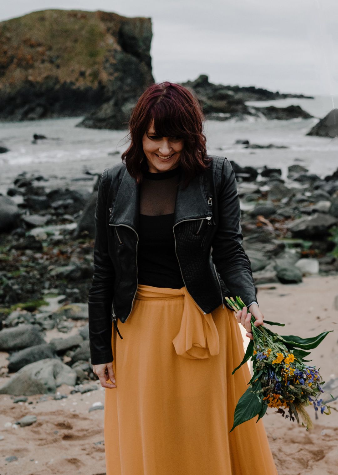 Amy Zumwalt - Oregon Elopement Photographer