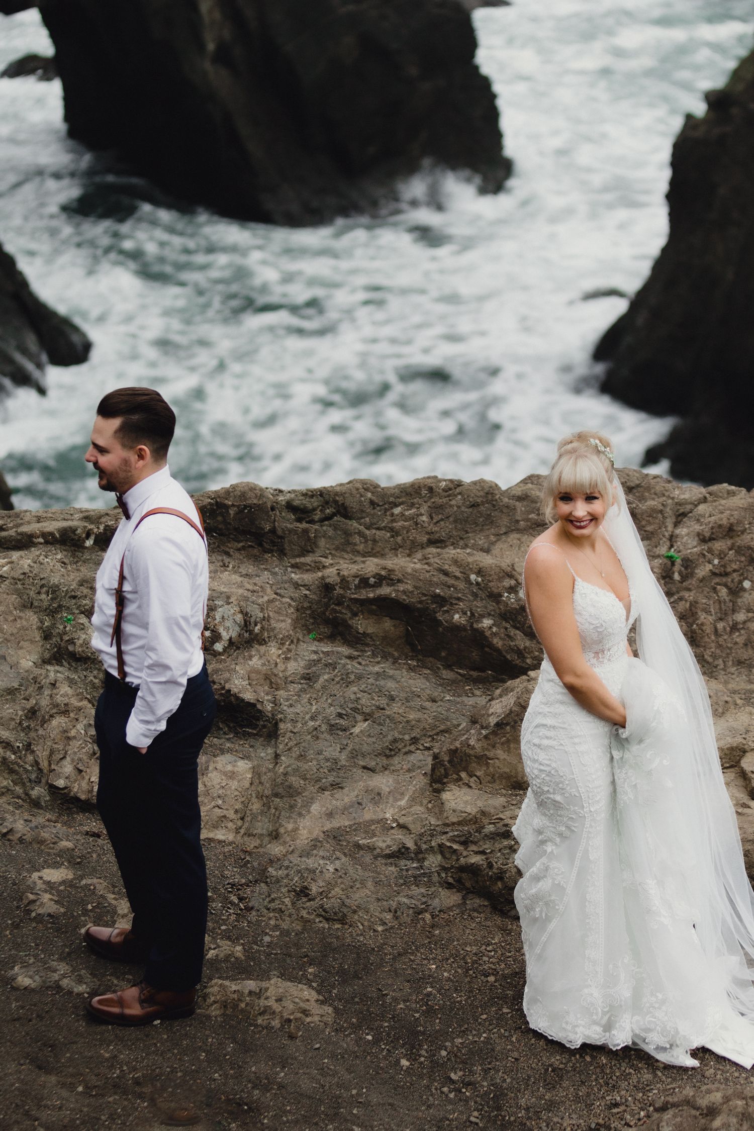Eloping on Oregon's Southern Coast - Amy Zumwalt - Oregon Elopement ...