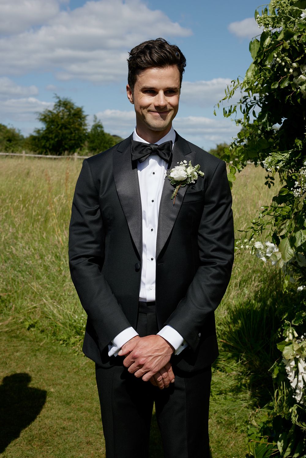 EMILY & SIMON - Sebastian Paynter