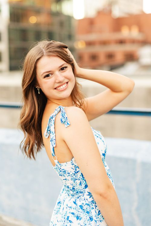 Nashville High School Senior and Wedding Photographer, Savannah DeAnn Photo