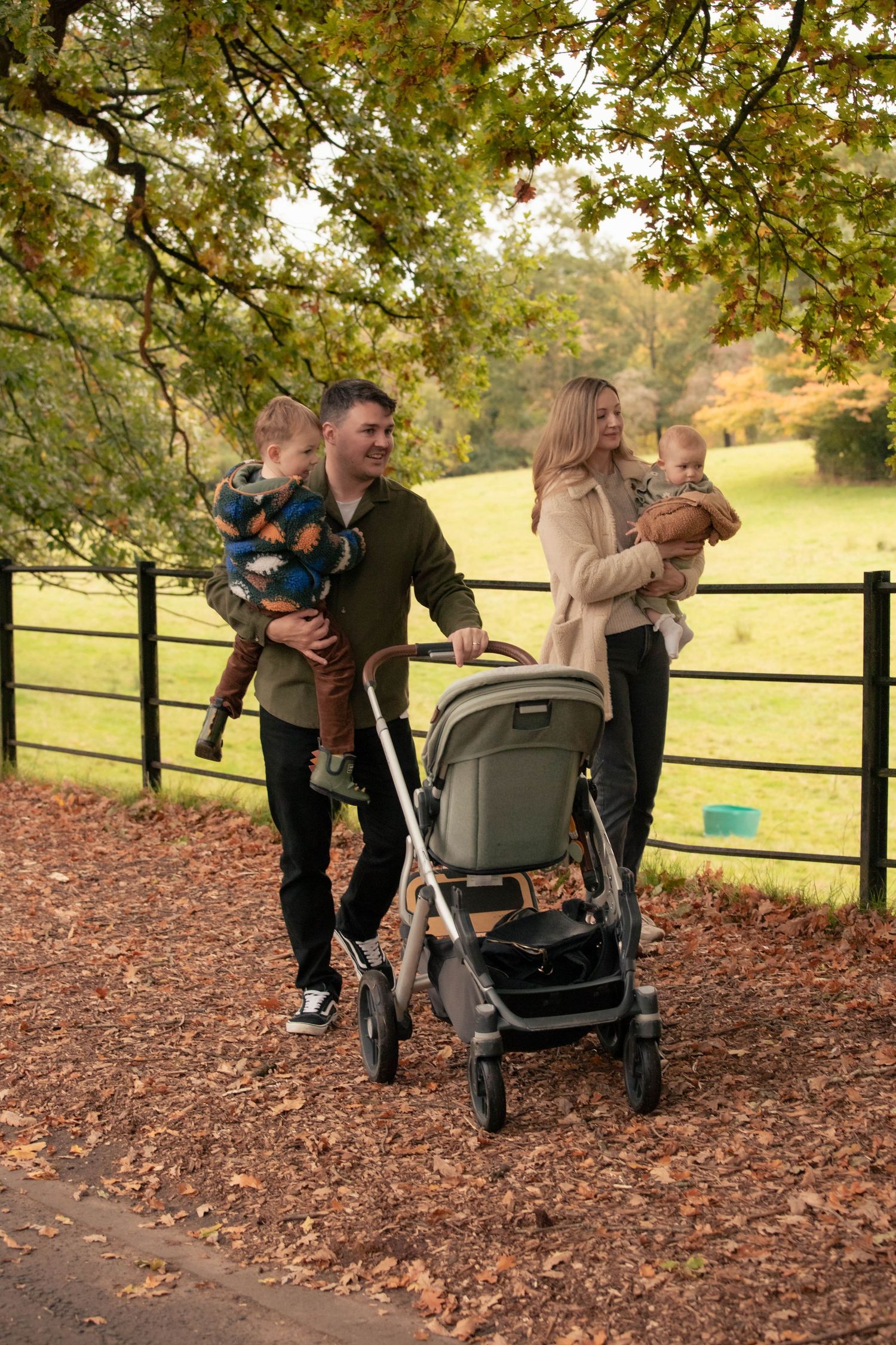 Autumn Family Adventure at Pollok Country Park - Laura Robertson ...