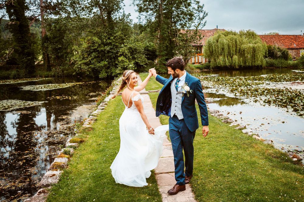 Vicky Lewis Photography