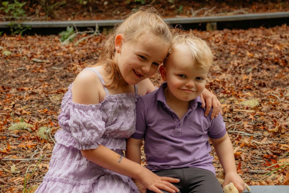 Sibling Sessions - Memories With Mel