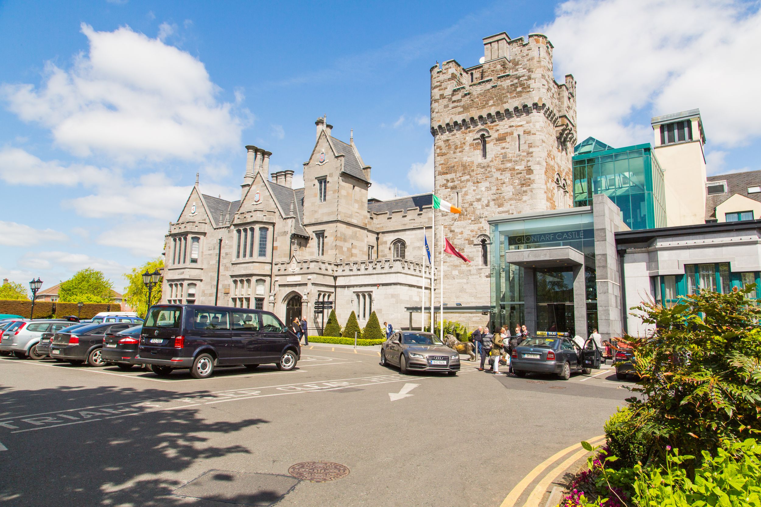 Clontarf Castle Hotel - Luxury Hotels & Adventure Trips | Your Gateway ...