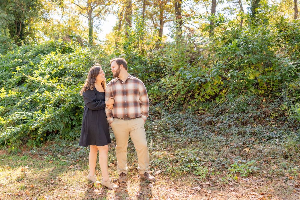 Hunter + Elaina: Lake Wilson, NC Engagement Photography - Emily Person ...