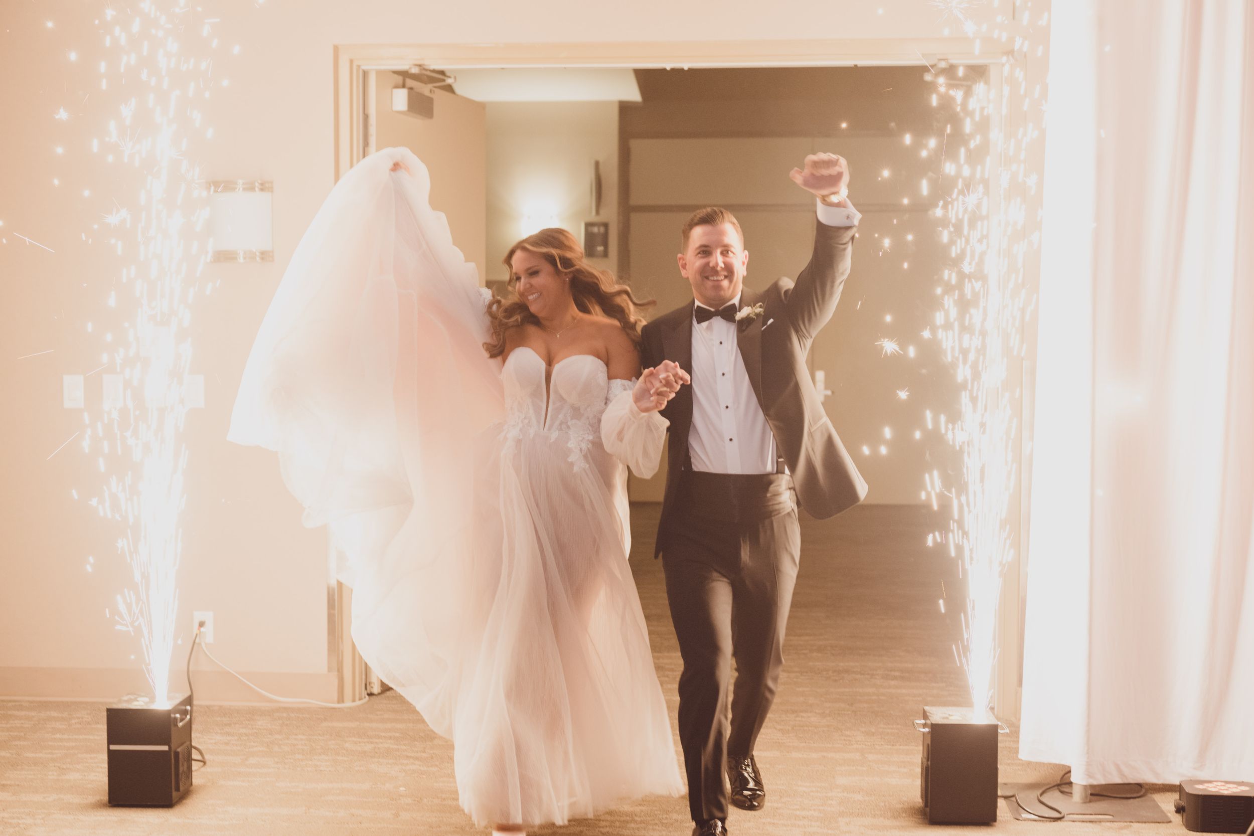 Sarah Dja: Wedding Photographer in Ottawa, Ontario, and Montreal