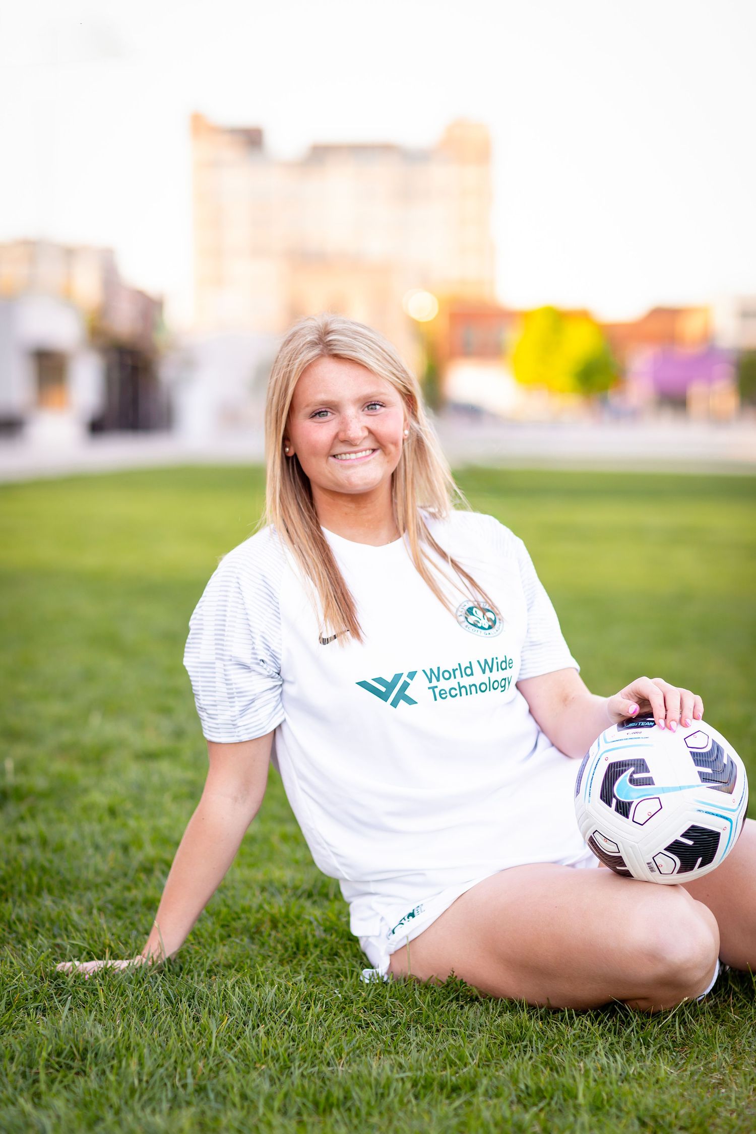 Seniors and Graduation Portraits - Kinsey Morgan Photo