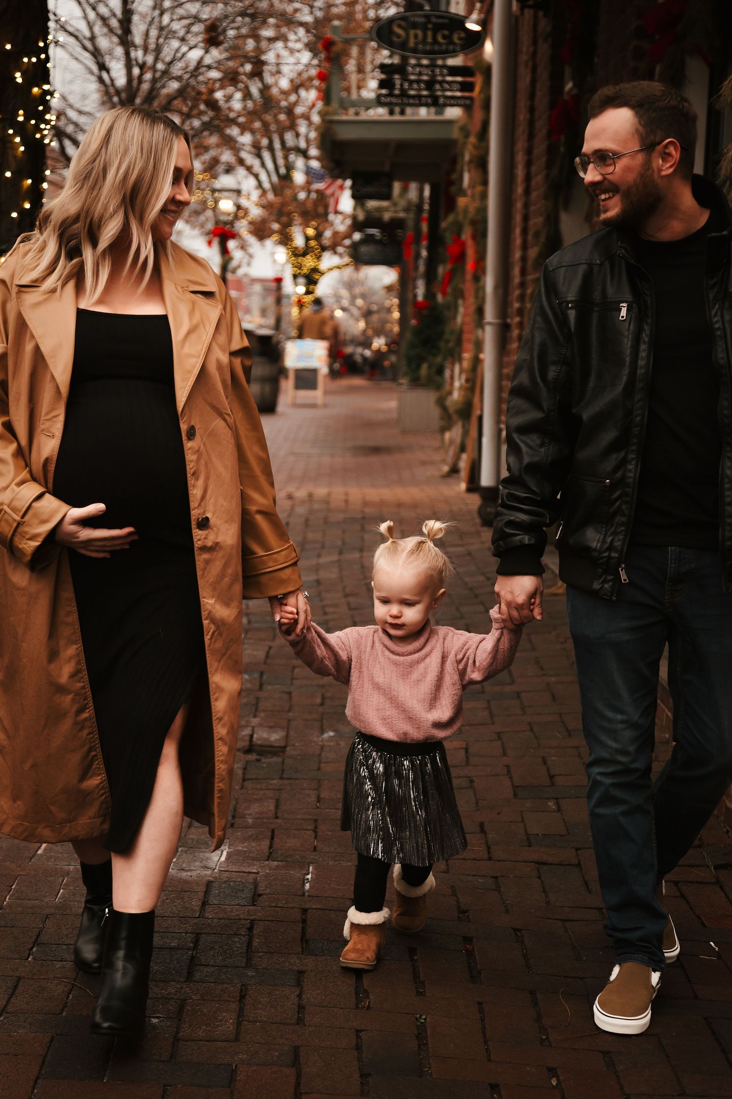 Families and Couples Portraits - Kinsey Morgan Photo