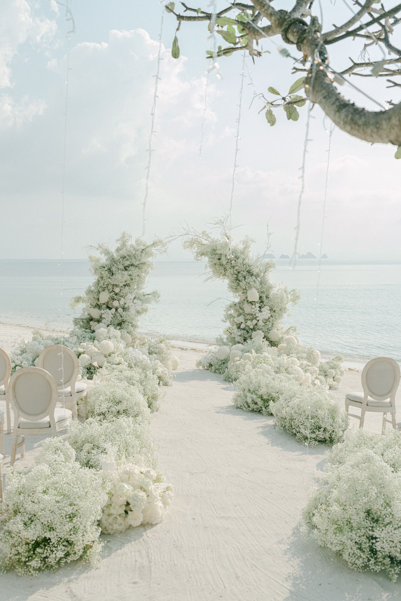 Koh Samui elegant beach wedding of Emily & Vanya - andrewnguyenatelier.com