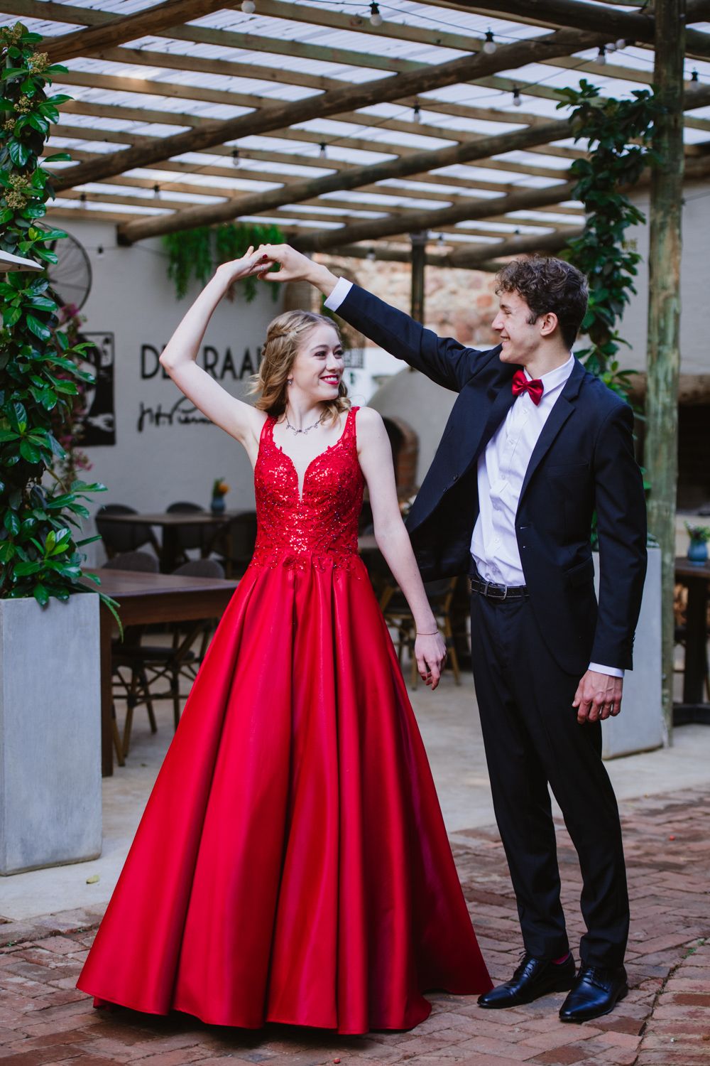 Contact Us - Rynali Photography