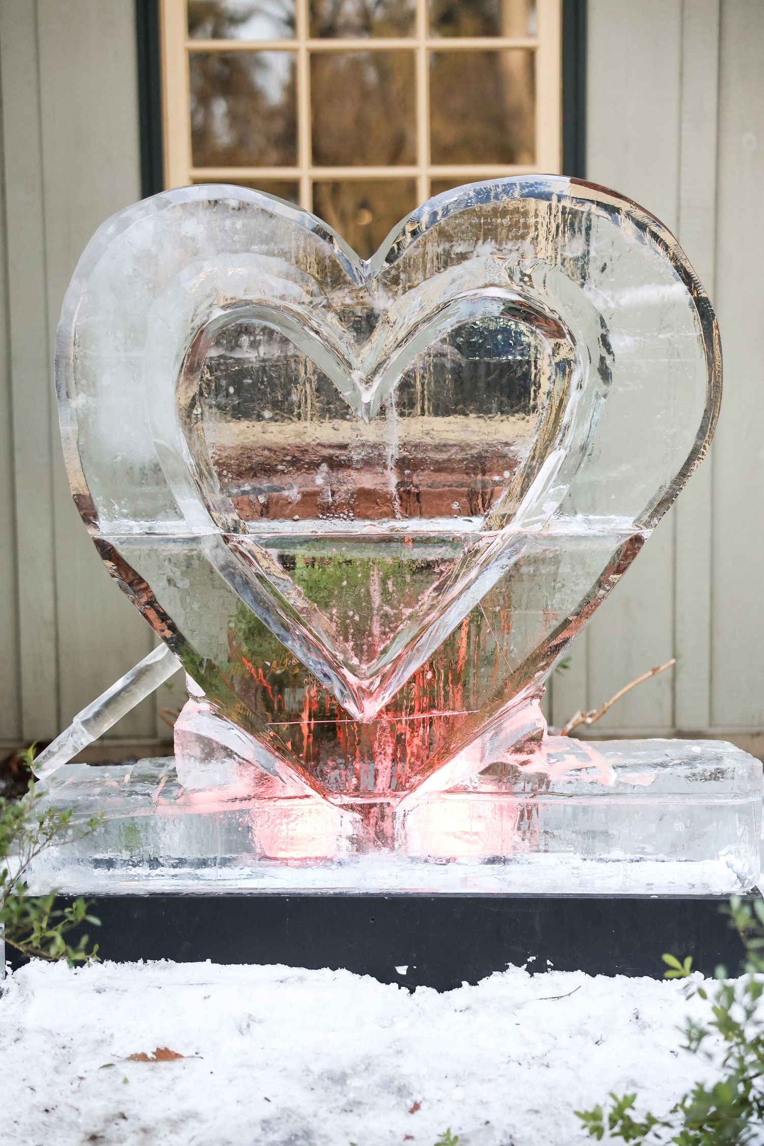 Romantic Evening at The Log Cabin Restaurant - Elizabeth Licitra ...