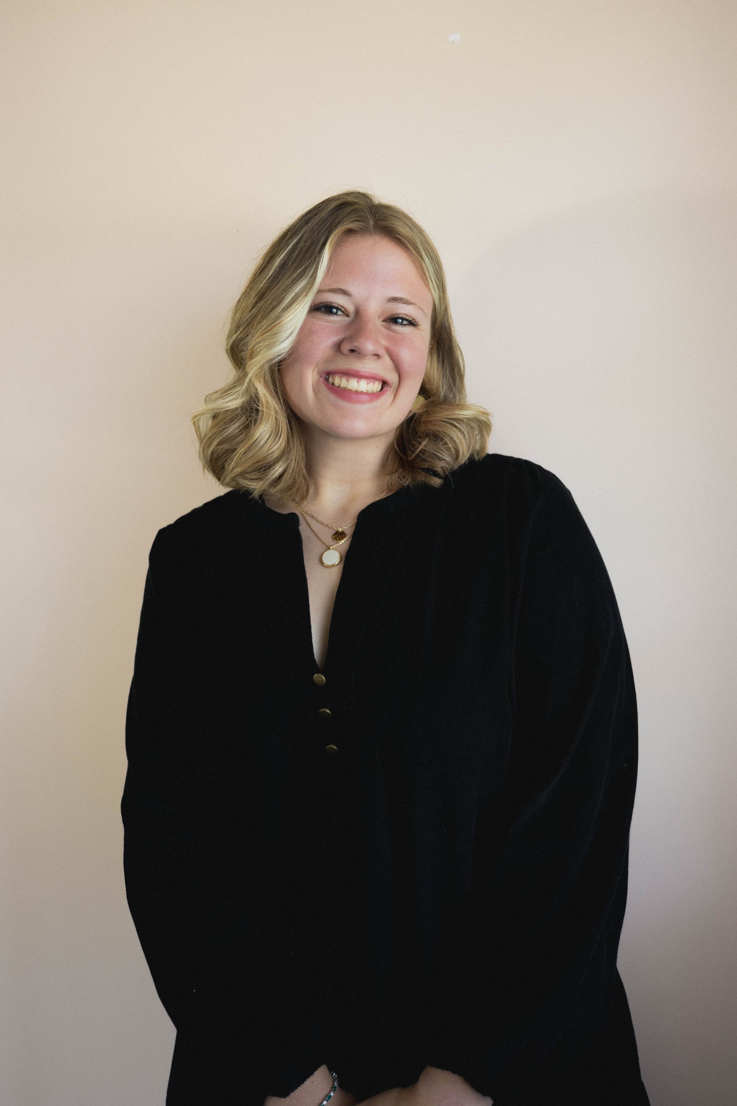 Tess Passinault Photo