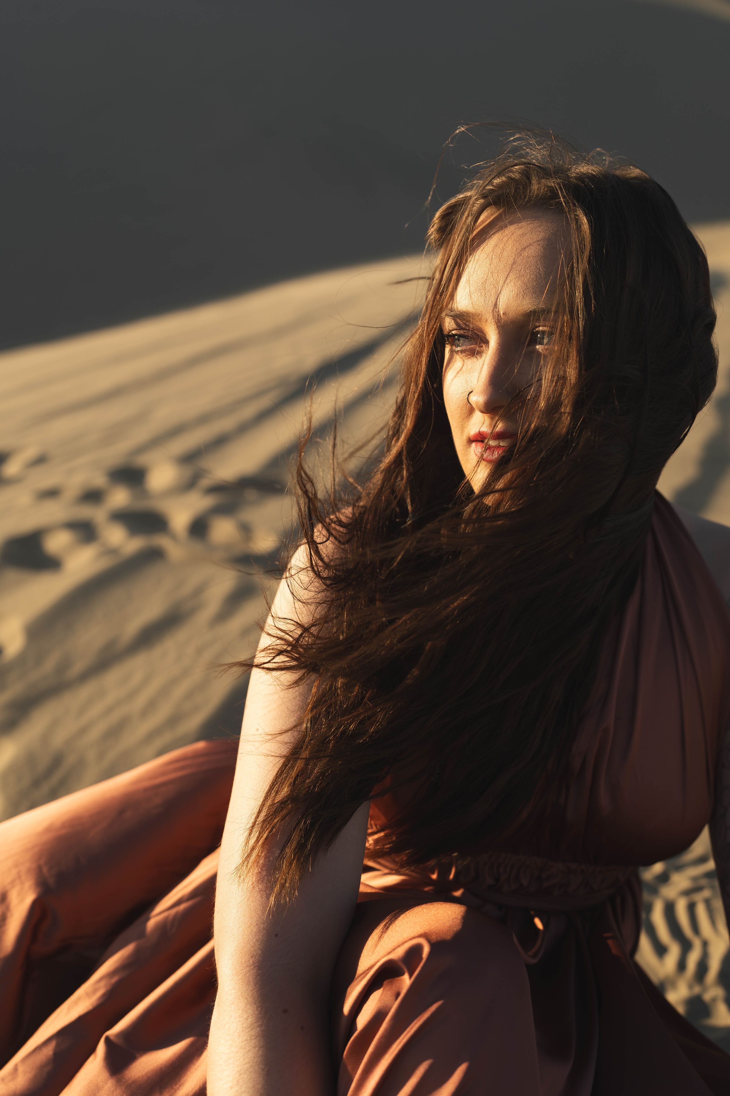 Sand Dunes & Sandy Feet - Kati Nielsen Photography | Nevada Wedding ...