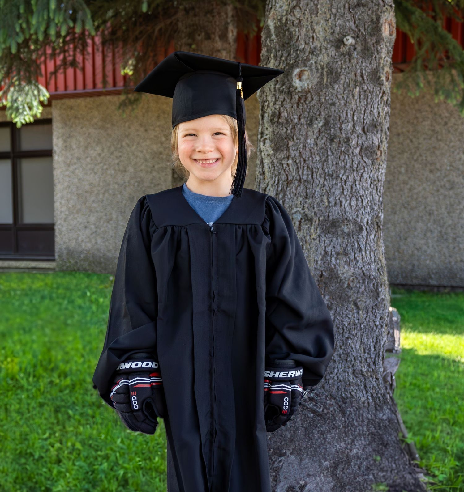 Graduation Sessions - Twin Chaos Photography