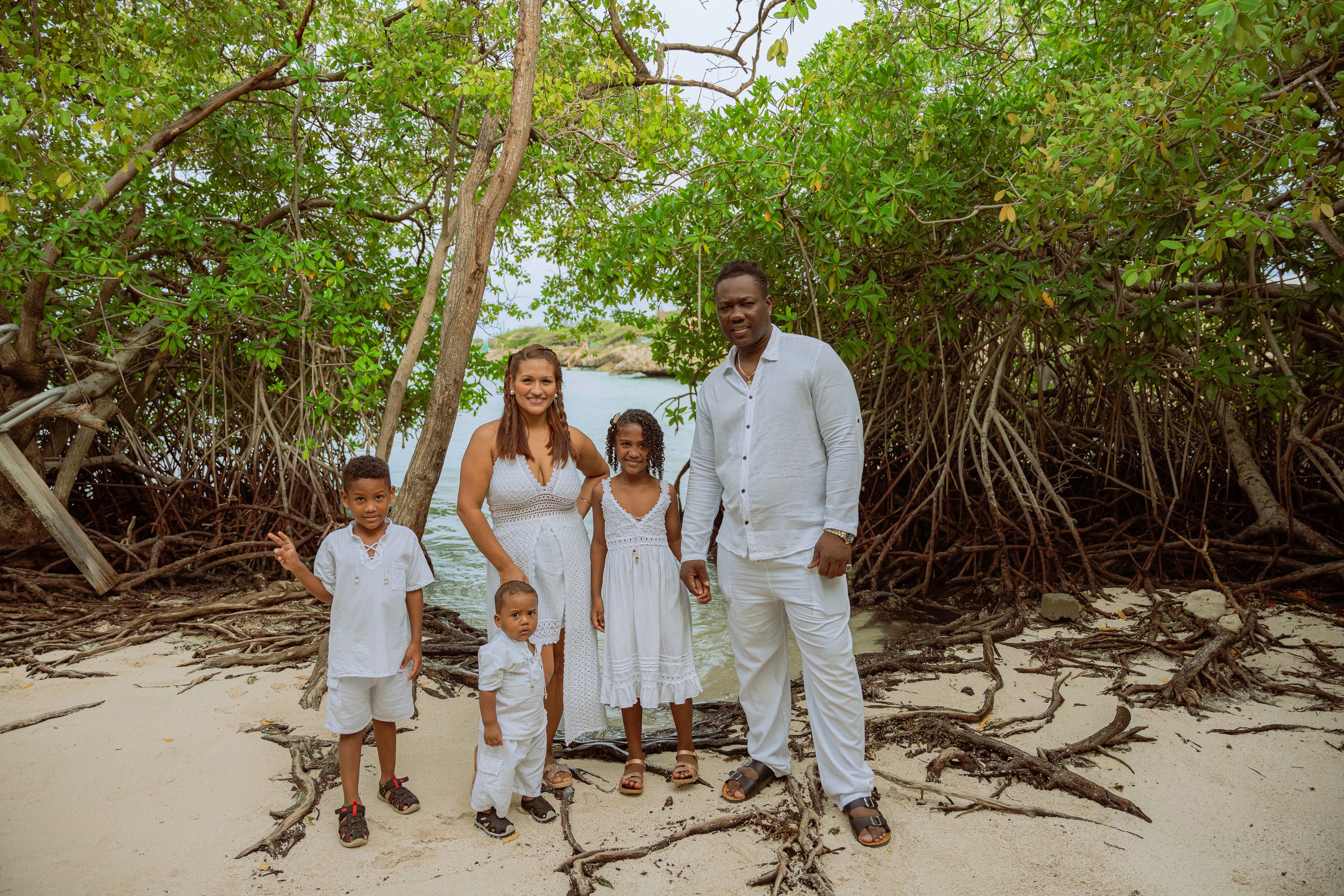 Aruba Family Photographer — Vacation Beach Photos for Families & Kids